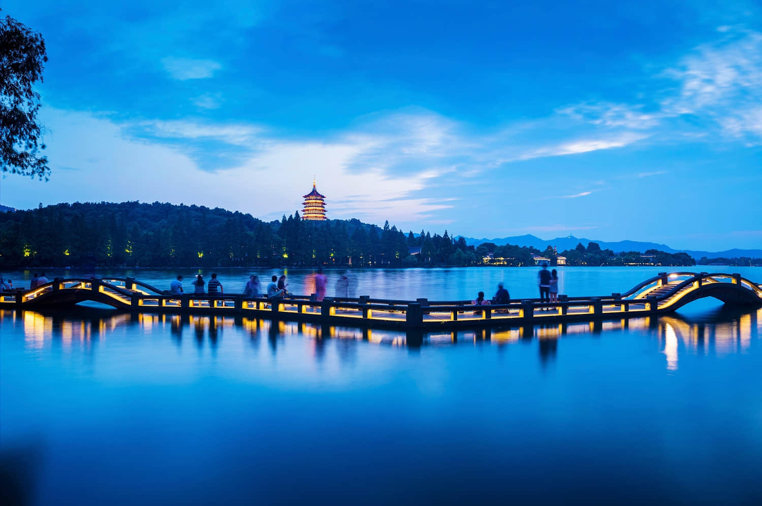 Hangzhou Travel Guide: Discover the Hidden Gems | NAVO Tour